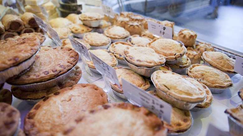 Classic flavors of pies that have faded into history