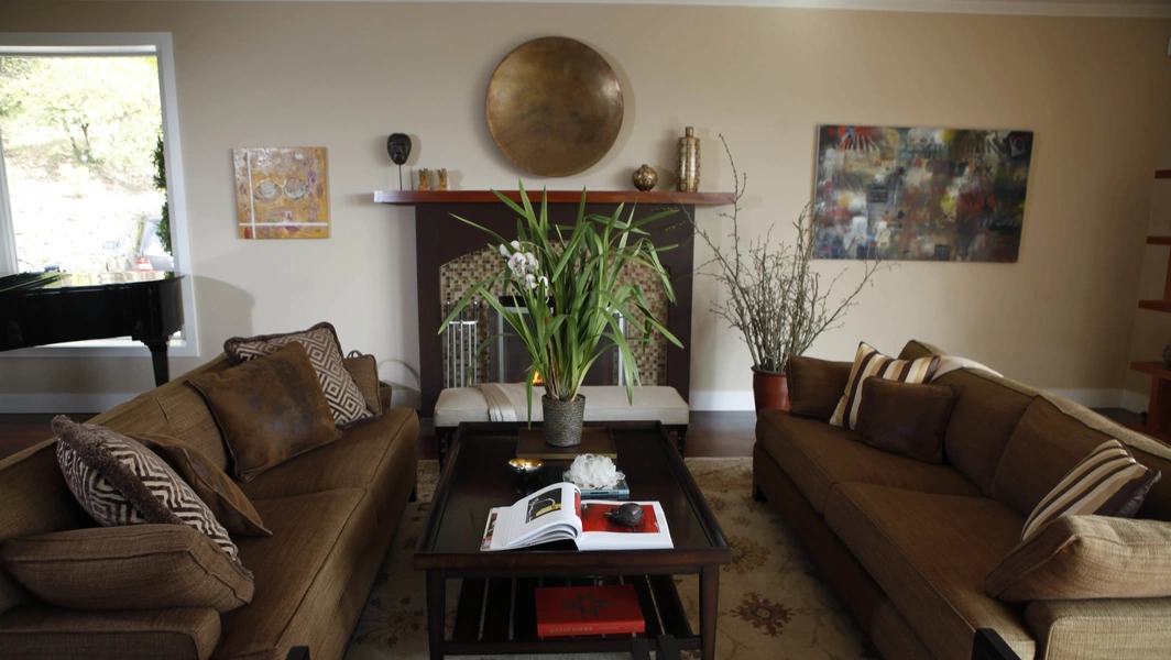 16 living room staging mistakes to avoid
