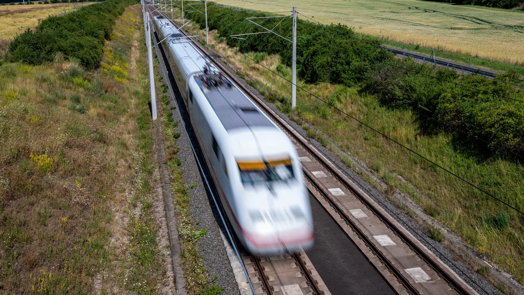 12 fastest trains in the world for 2026