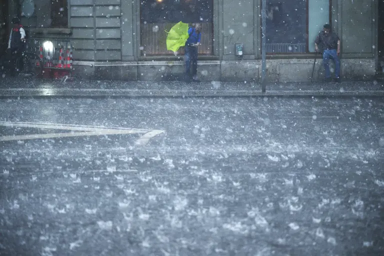 Sommergewitter im Anmarsch – Sturmböen und Hagel drohen auch im Mittelland
