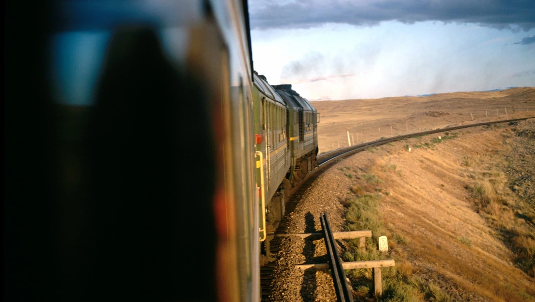 12 epic long-distance train journeys worldwide