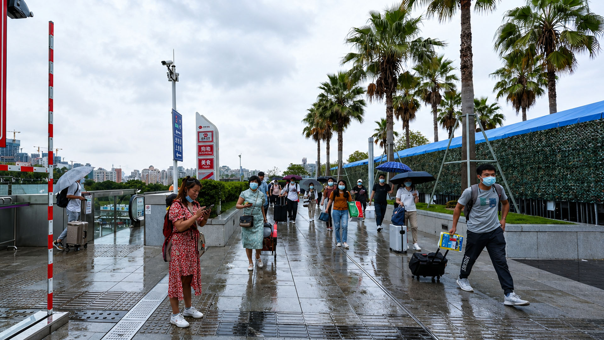A rainy walk through China reveals a busy transit district
