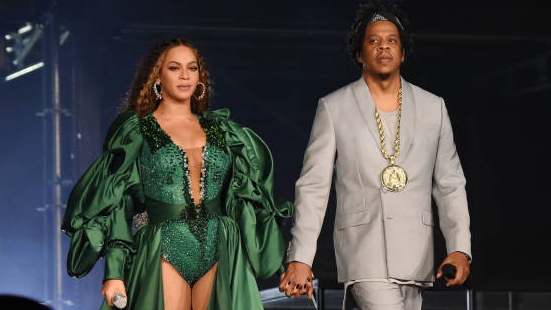 5 famous couples and how much they’re worth