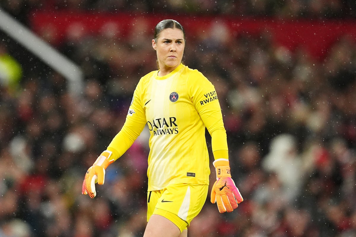 Mary Earps 'over the moon' as she seals WSL return after PSG exit
