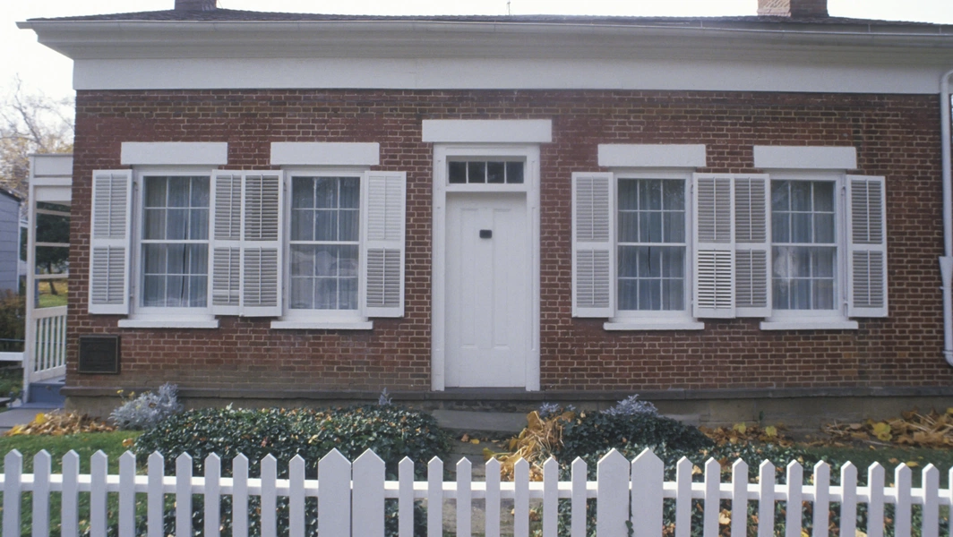 5 historic Ohio towns rich in culture and charm