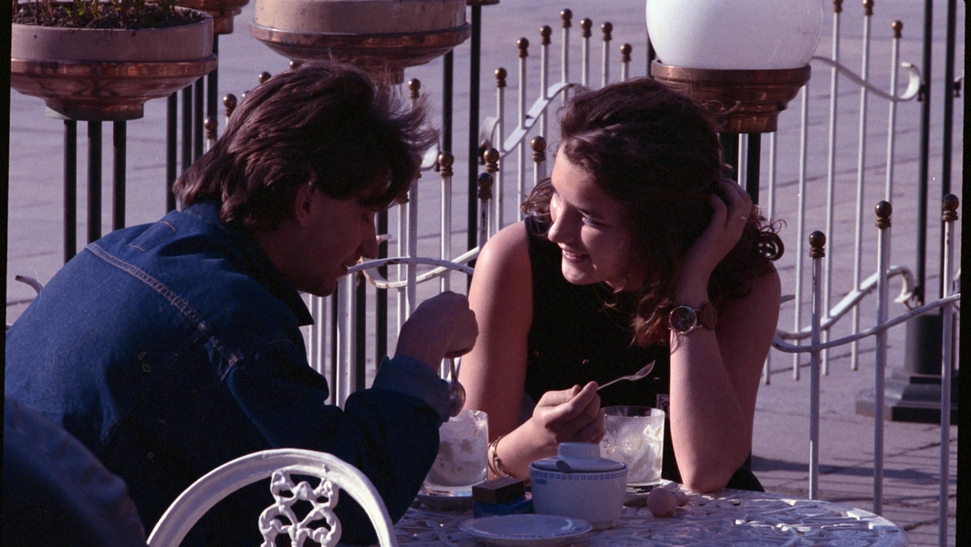 9 common first date habits that can backfire