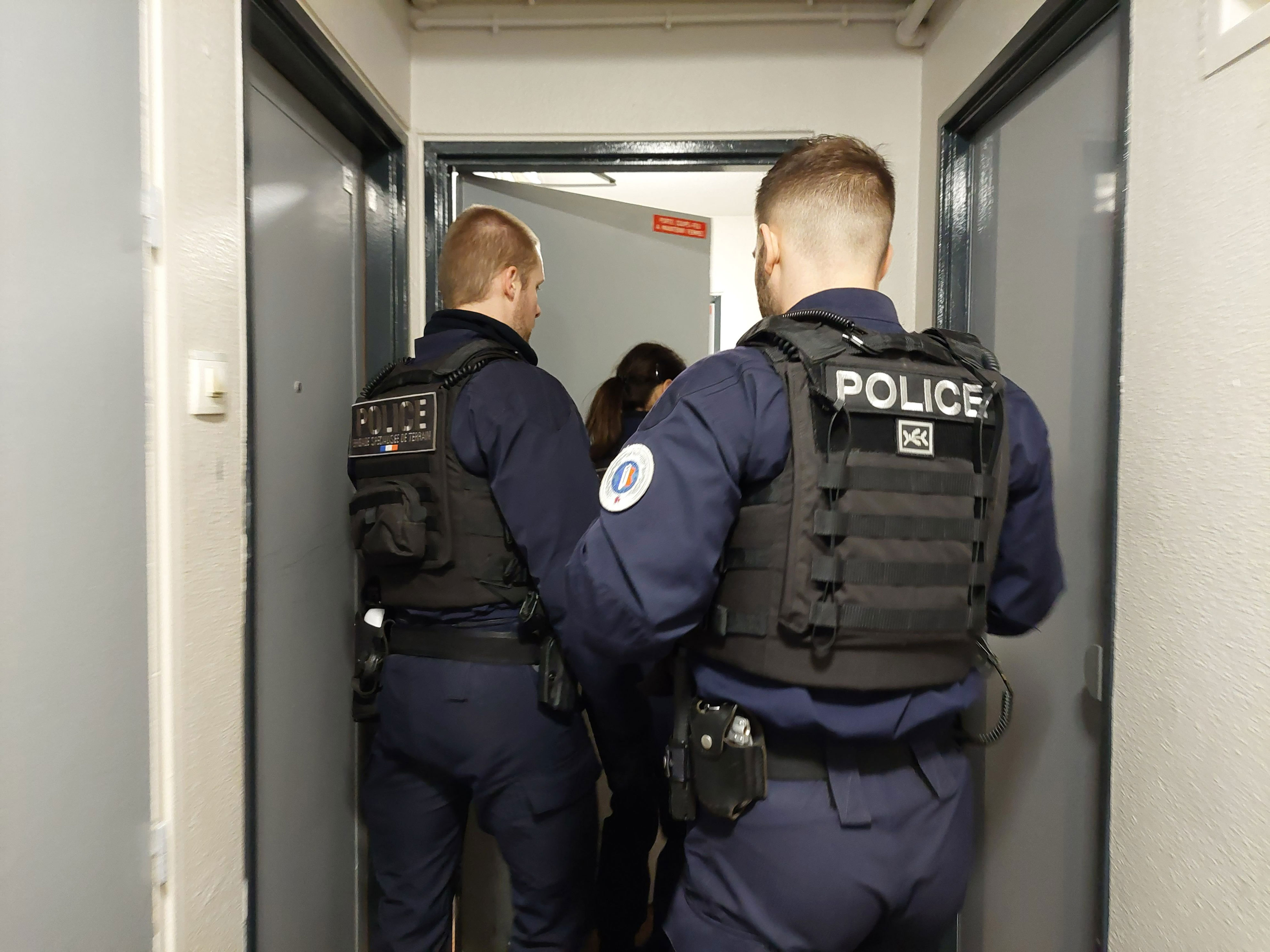 Trafic de drogue : pour ce coup de filet dans un point de deal, la ...