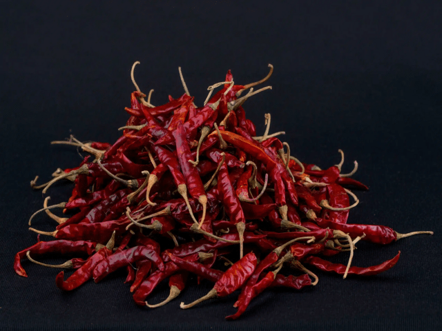 Red chilli benefits: Does red chilli provide relief from diabetic nerve ...