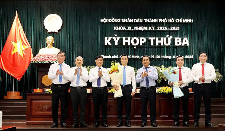 Miễn nhiệm Phó Chủ tịch UBND TP.HCM Bùi Xuân Cường