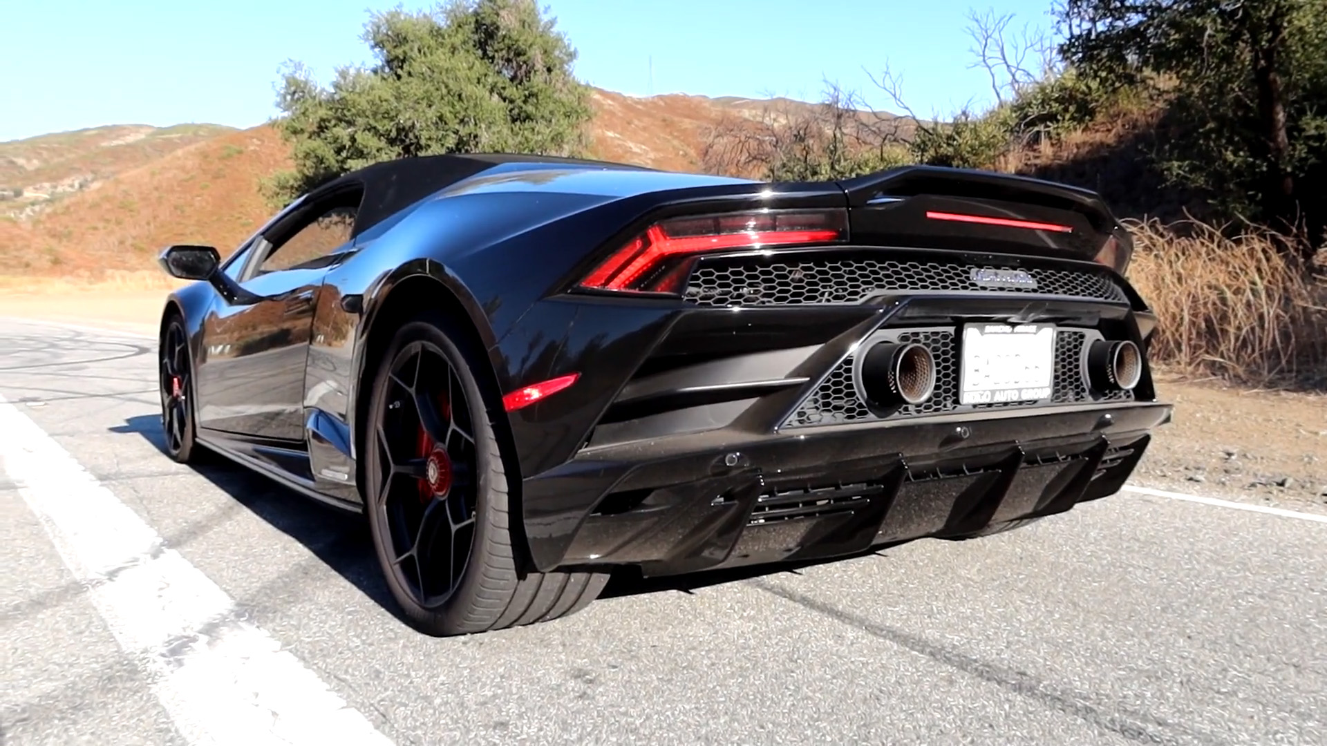 Lamborghini Huracan Evo 0-60 mph faster than a Bugatti?