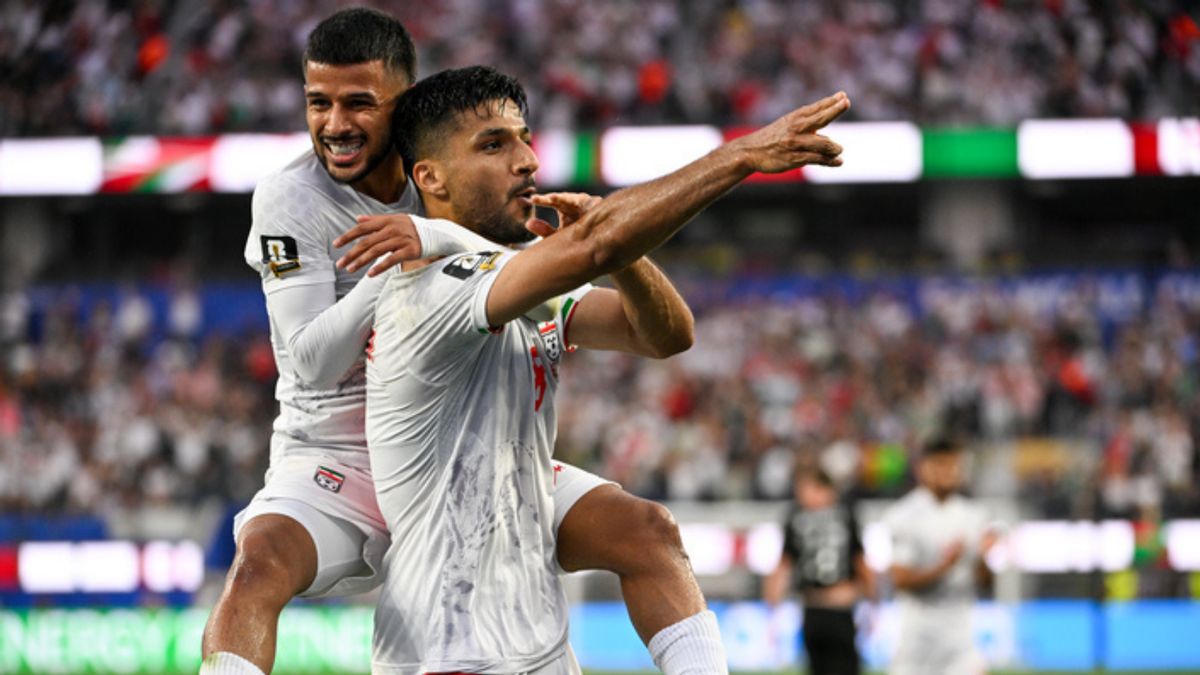 Was Iranian soccer player Mohammed Mohebi deported from US after 'gun ...