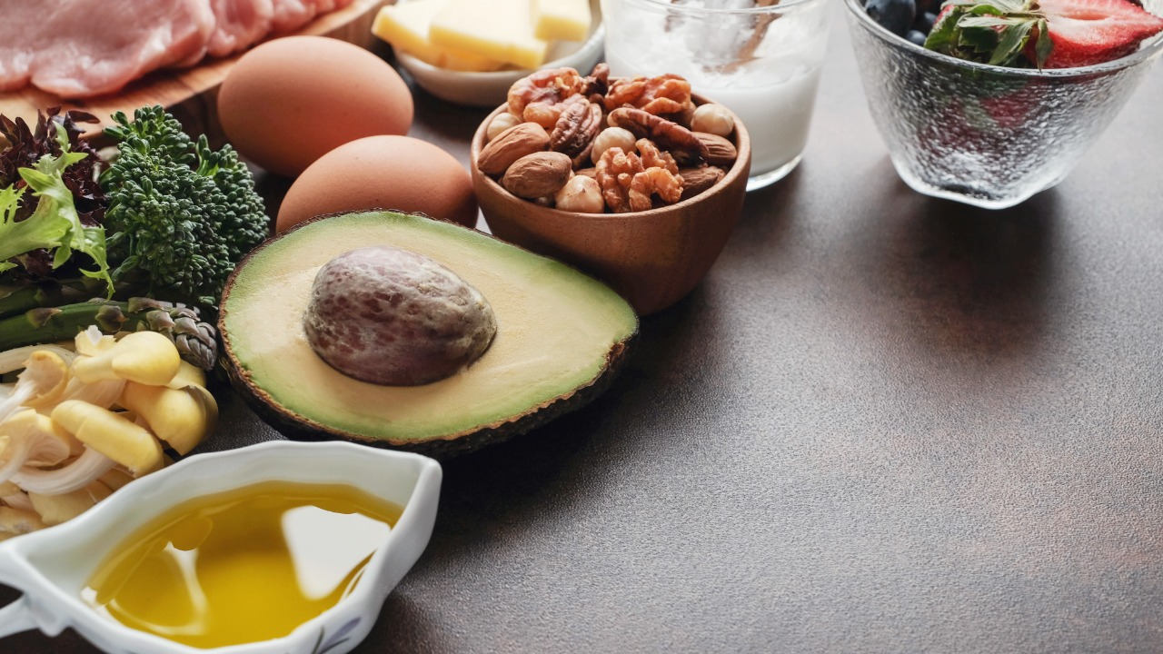 7 everyday foods that can quietly raise your cholesterol