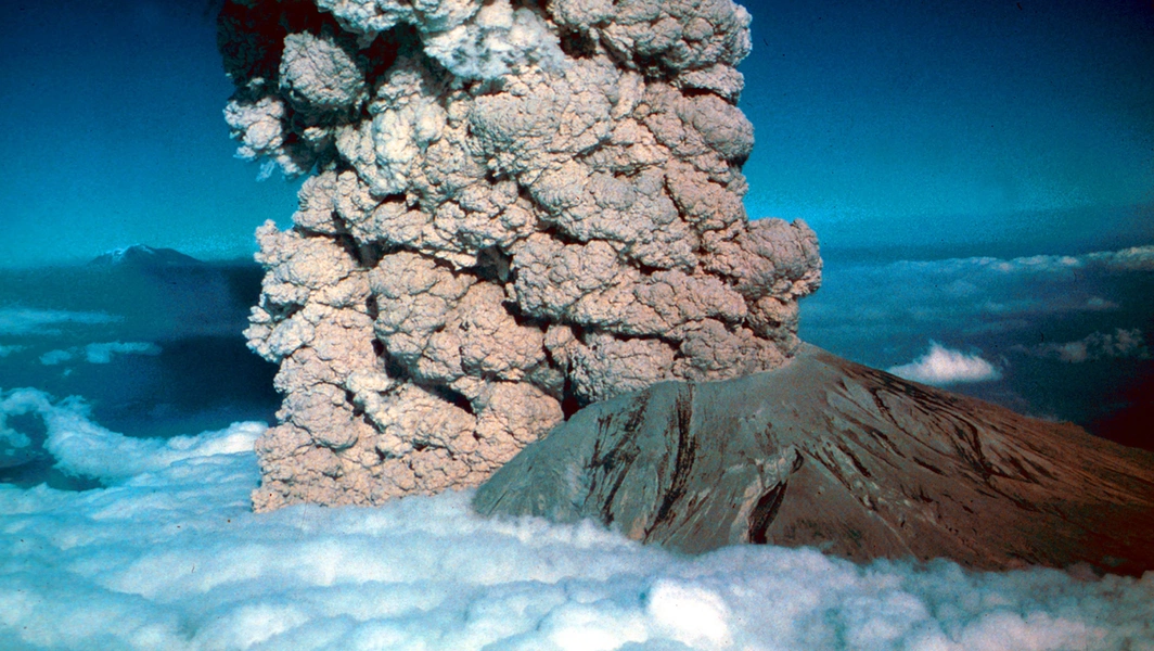 15 remarkable volcanic wonders of the Pacific Northwest