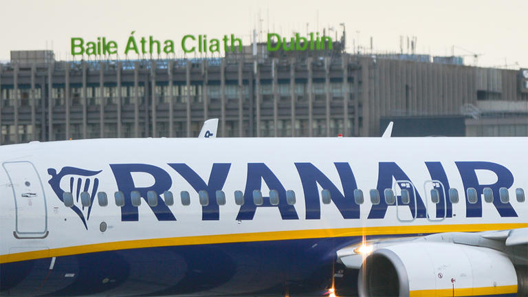 Dublin Airport and Ryanair in war of words after new pizza place opens ...