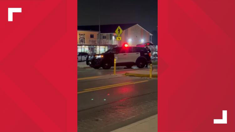 Austin police investigating after man shot in leg Friday morning