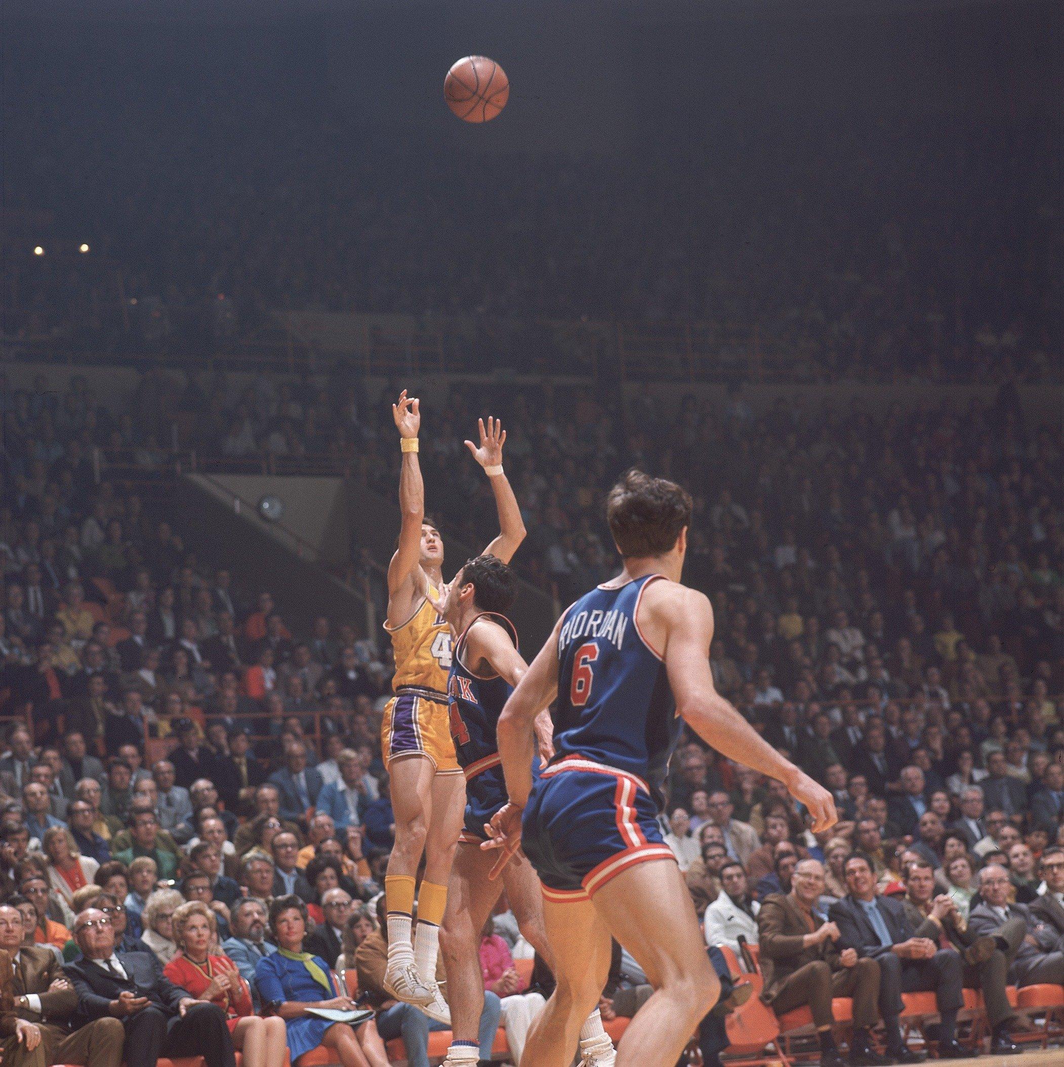 YouTube gold: Jerry West’s iconic 60-foot shot