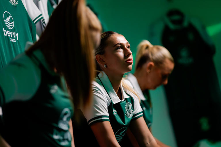 New Hibs kit photo special - major change for Easter Road club revealed ...