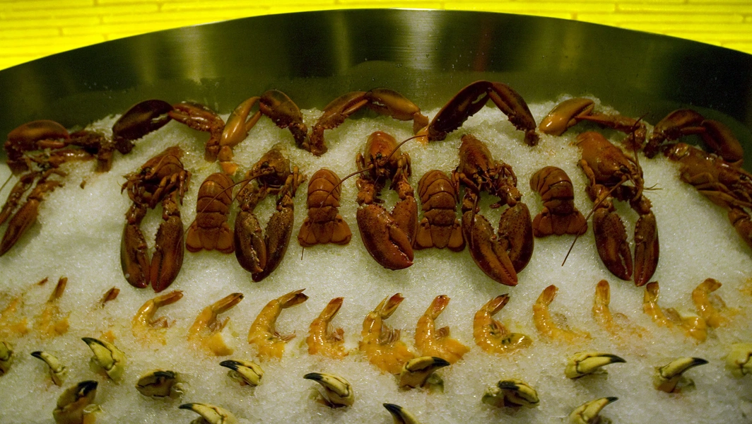 4 seafood platters worth the indulgence