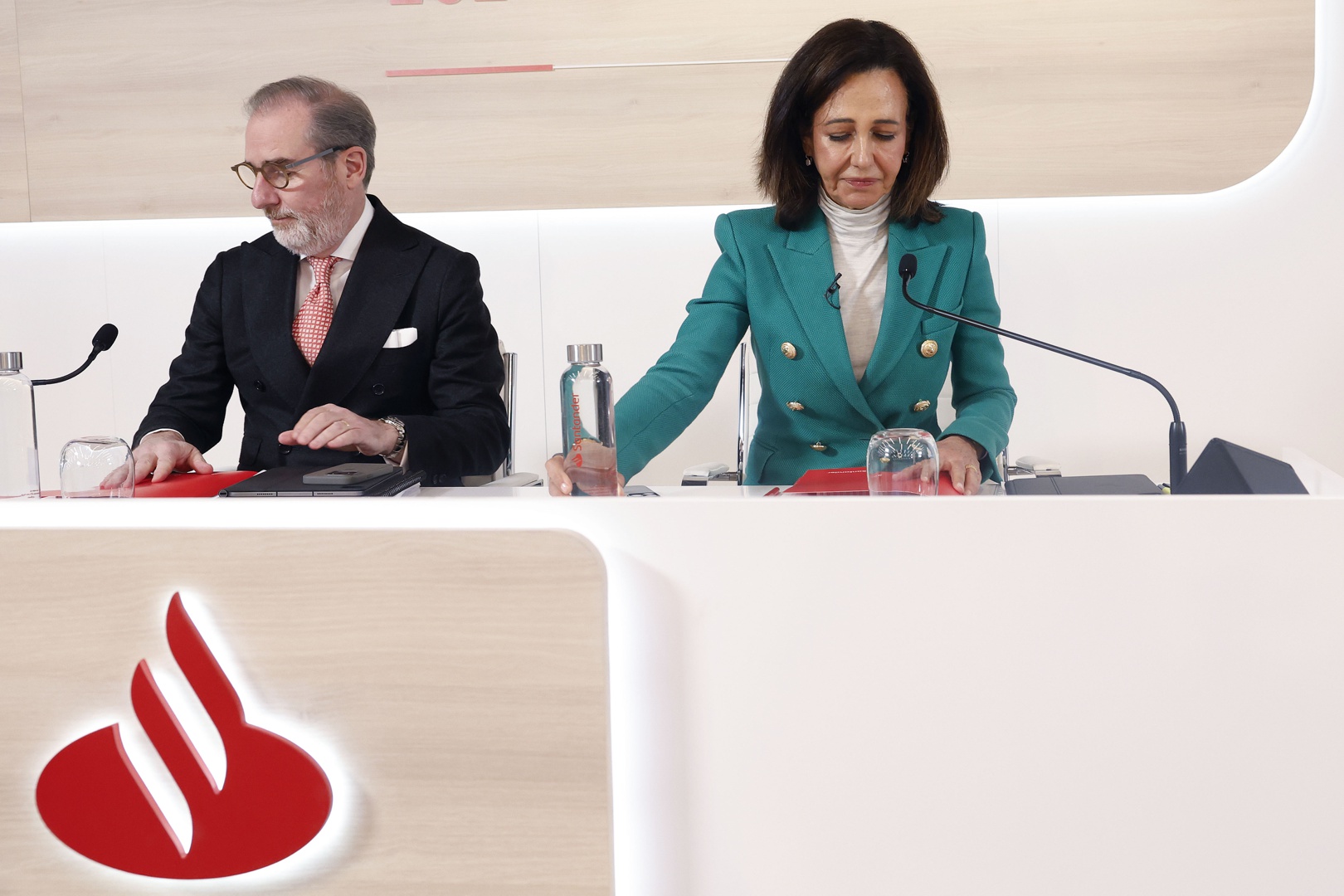 El Banco Santander alcanza una capitalización de 175.566 millones y ...