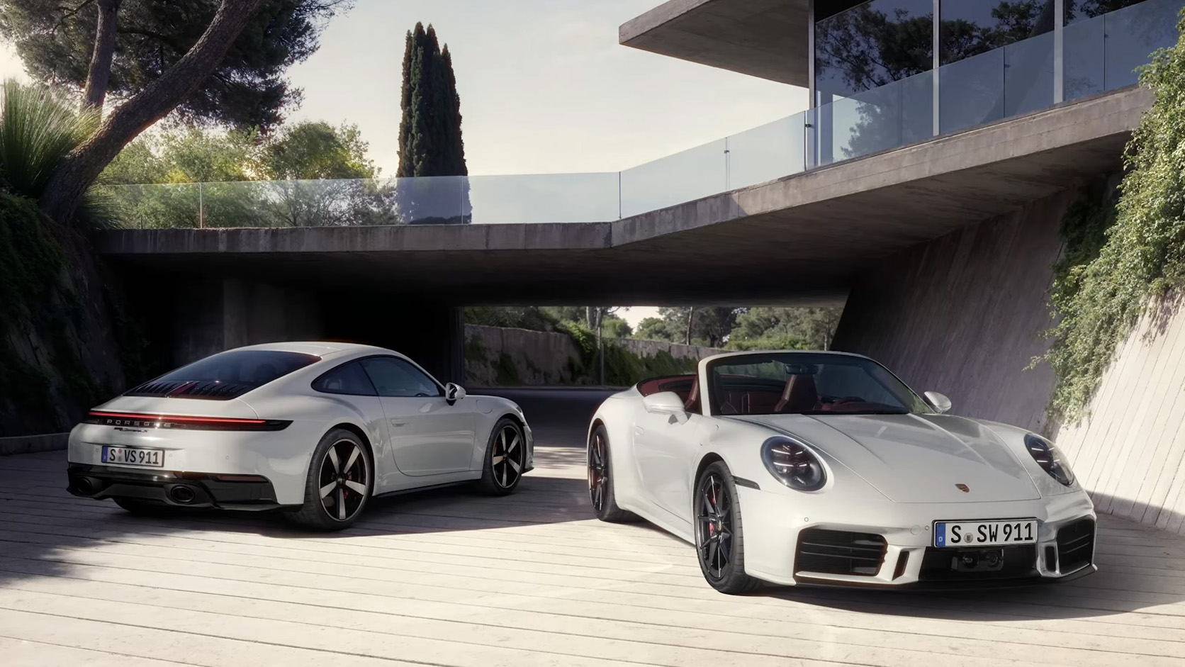 New Porsche 911 Carrera S gains power but loses the manual