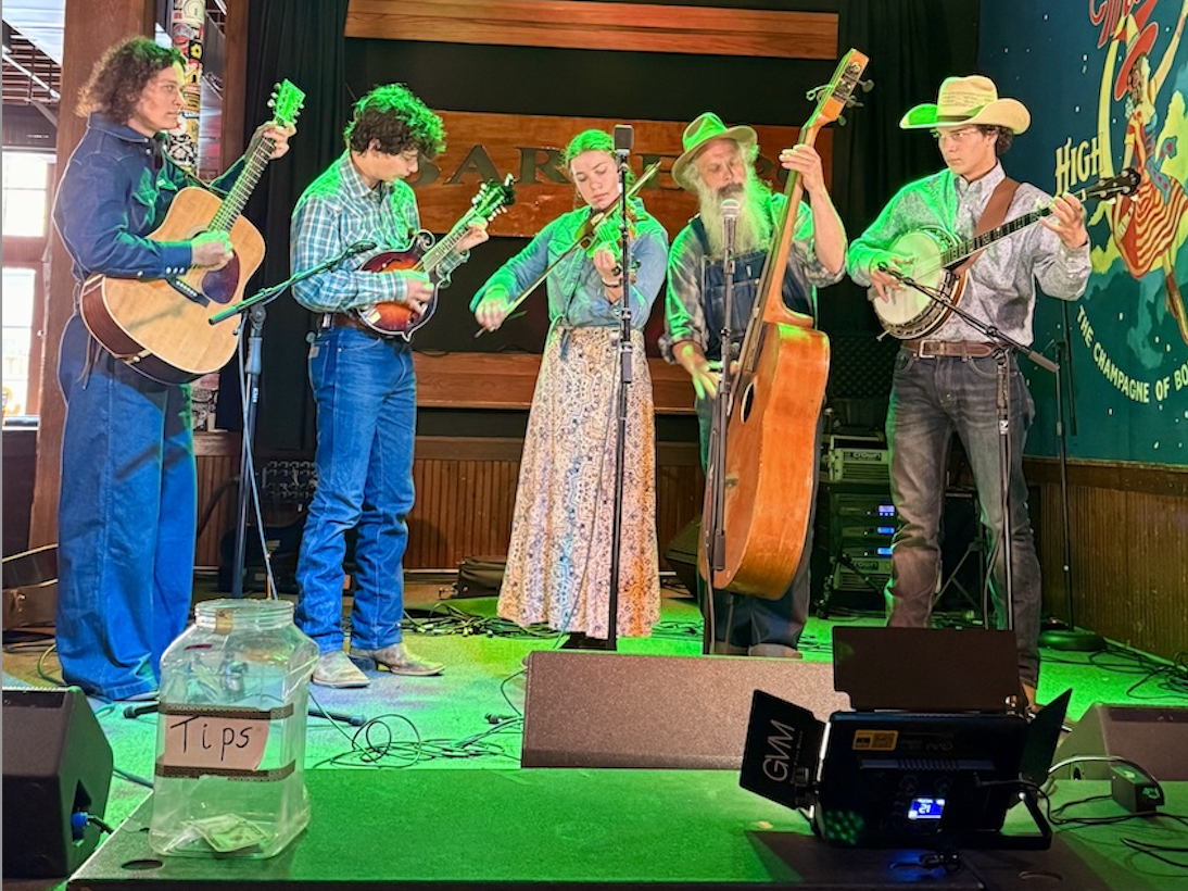 Q&A: The Gladson Family Band