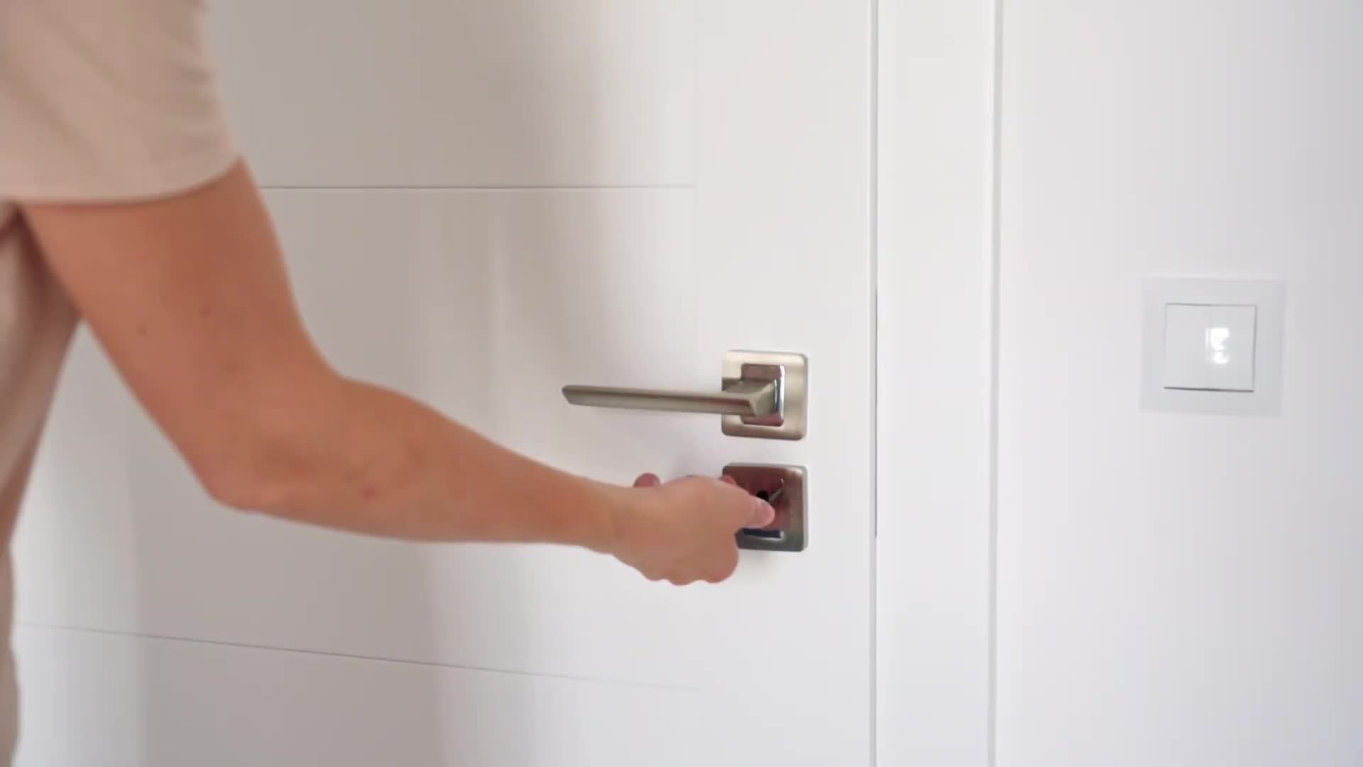Opening a basic lock with simple tools when you're locked out