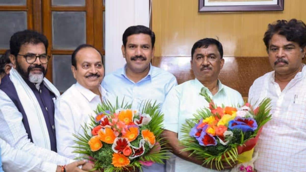 11 MLAs cross-vote, Congress sweeps Karnataka MLC polls; BJP vows action