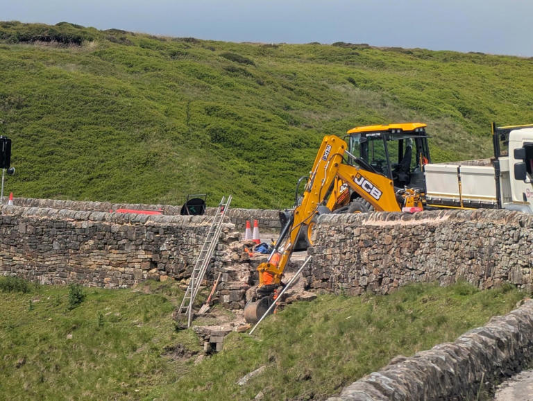 A57 Snake Pass: Busy Derbyshire A-road reopens for weekend amid ...