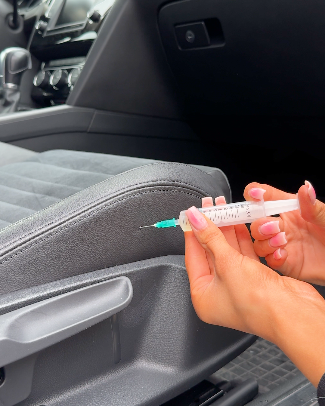 Keep you car smelling fresh with this secret hack! 🙌