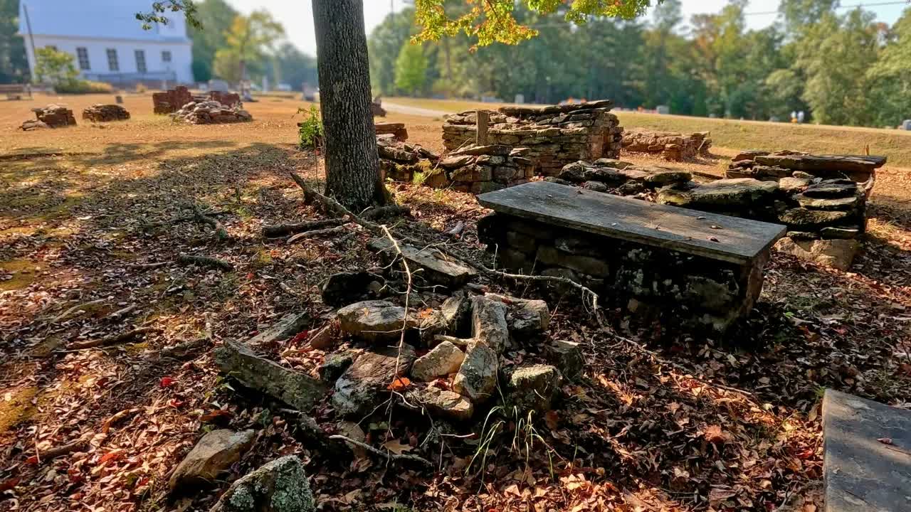This forgotten Georgia graveyard is the last honest record of a town ...