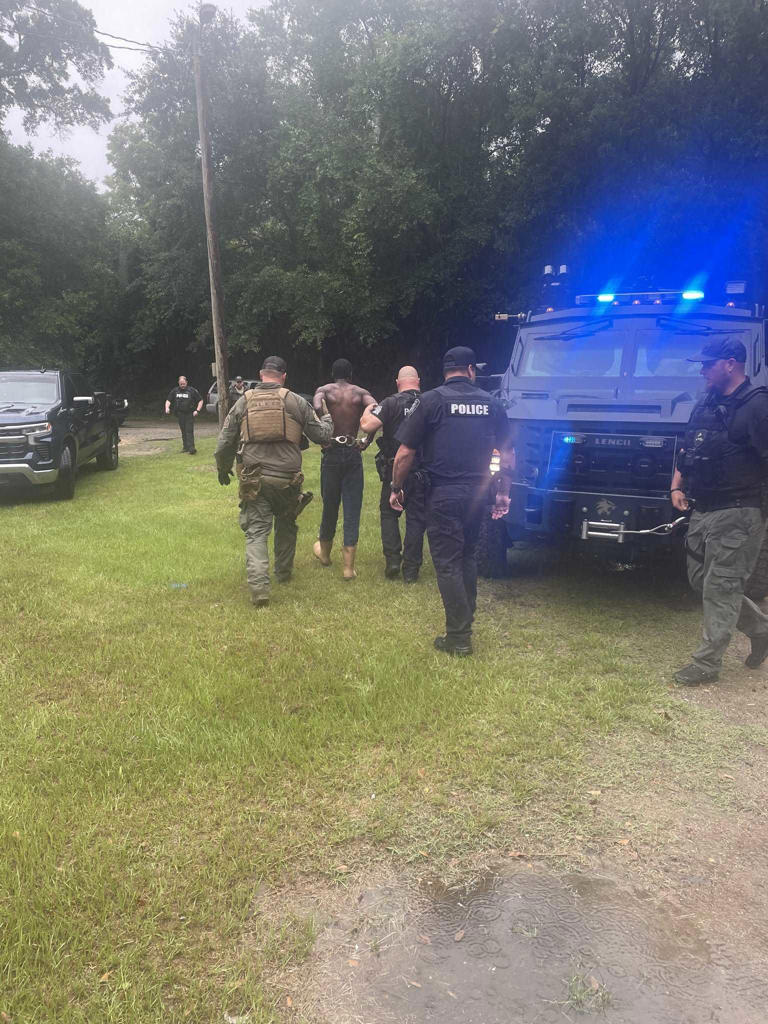 Suspect captured after South Carolina officer shot, injured, officers say