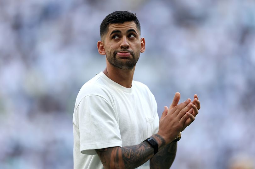 Sandro Tonali deal, Everton star signs - Roberto De Zerbi's dream ...