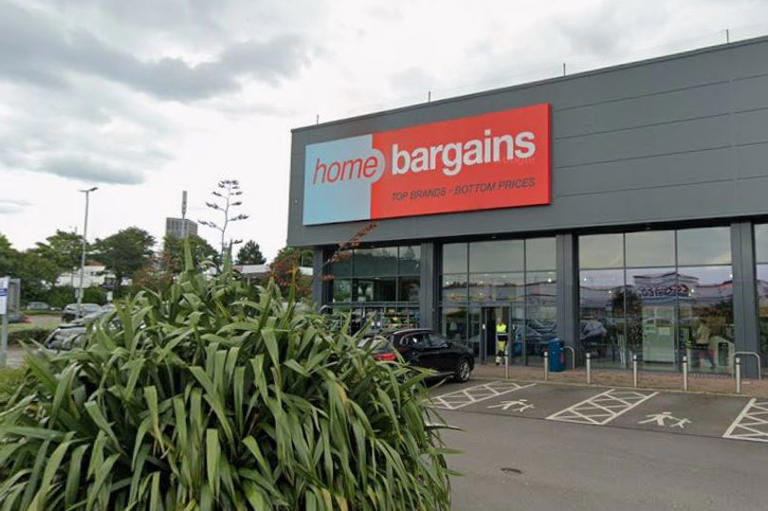 Dark circles and fine lines reduced with £25 Home Bargains kit cut to £1.99