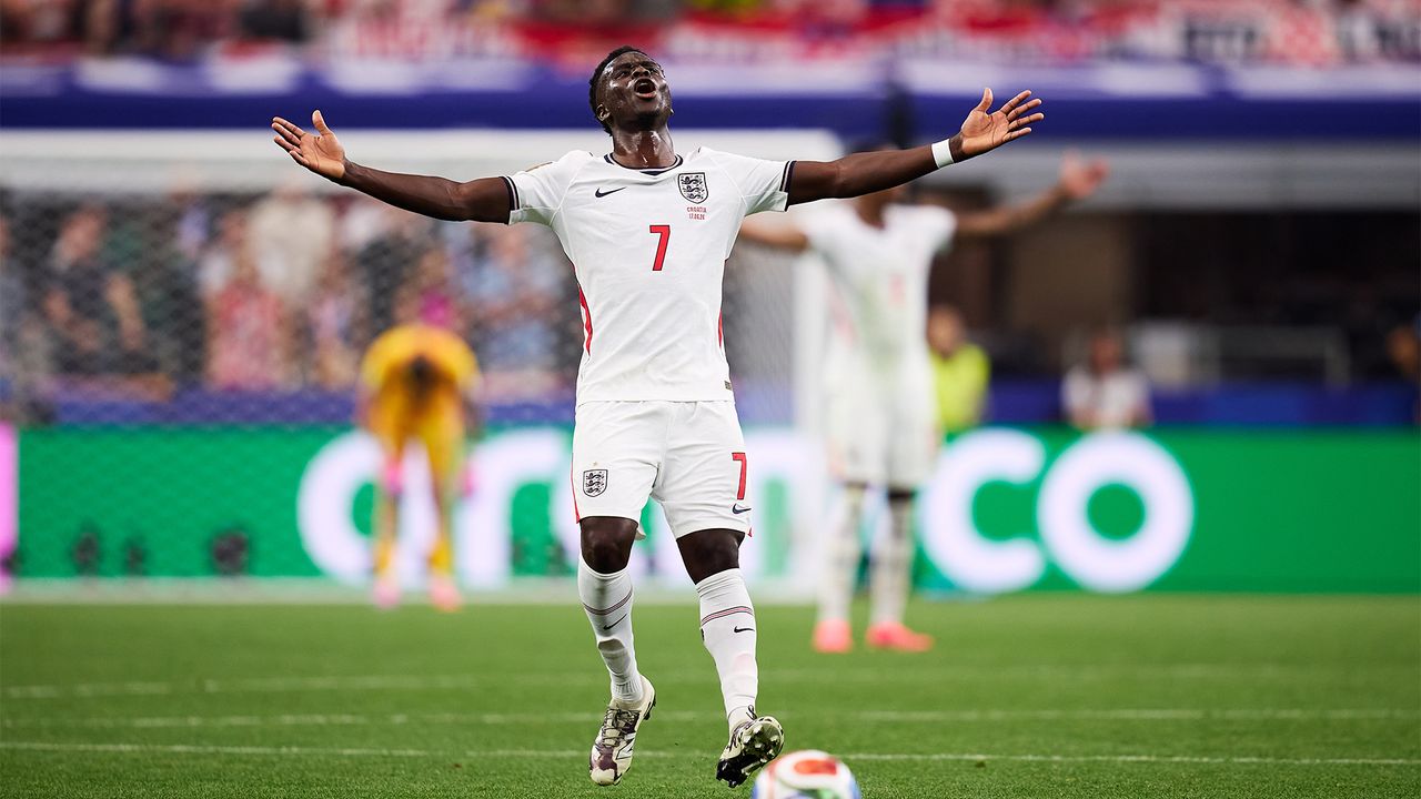 Spot the logo: Bukayo Saka sneakily debuts new signature emblem