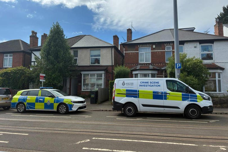 Crime scene investigators spotted next to Beeston tram track