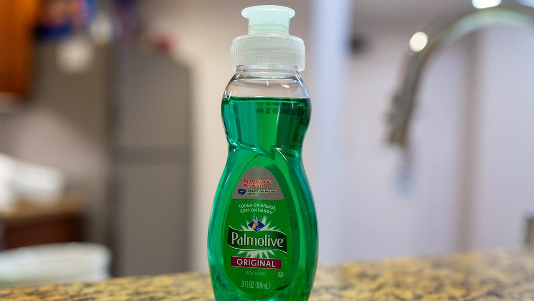 6 household items you shouldn't clean with dish soap