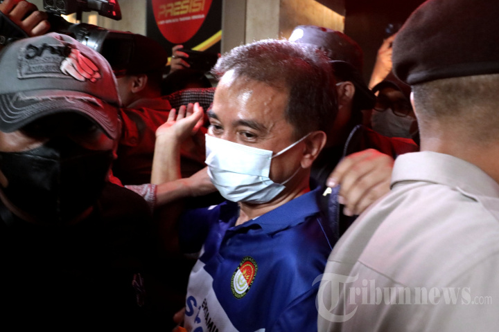 Roy Suryo dan Dokter Tifa ditahan Polda Metro