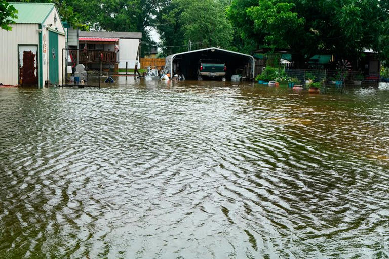 Panic grips Texas as map shows horror storm grounding all flights at ...