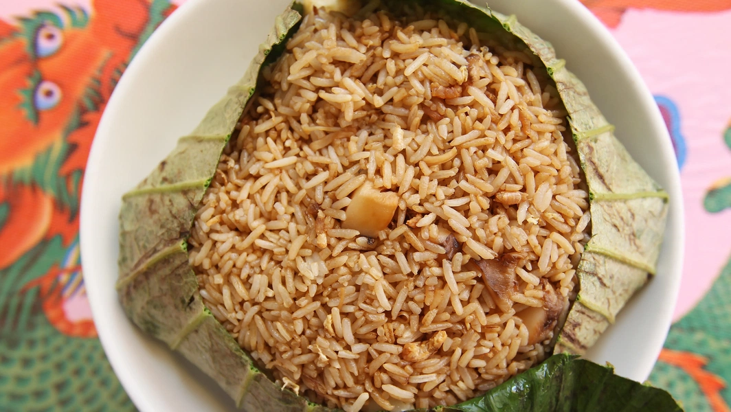 Chinese and Japanese fried rice compared