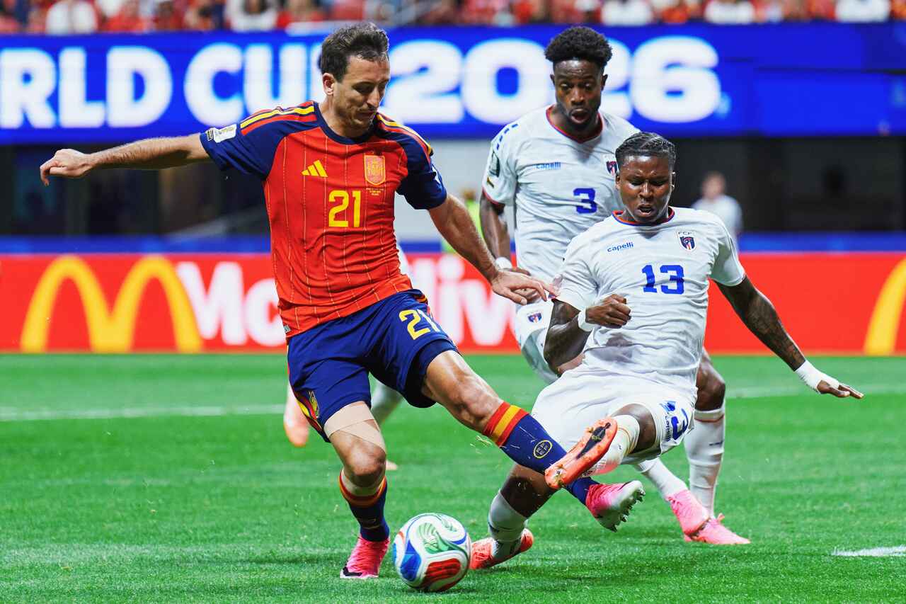Após empate, Iniesta traça paralelo com título de 2010 da Espanha ...