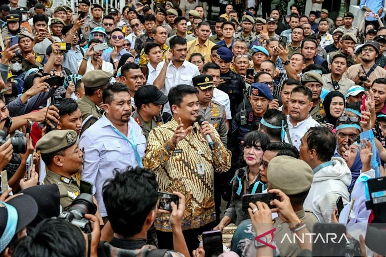 Menantu Jokowi tegaskan siap teruskan petisi dukungan MBG ke Presiden ...