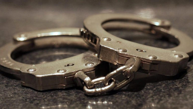 California raisin heir charged in antisemitic threats case