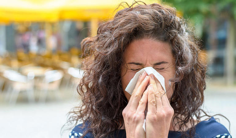 Pollen bomb to hit Ireland as hay fever sufferers brace for misery