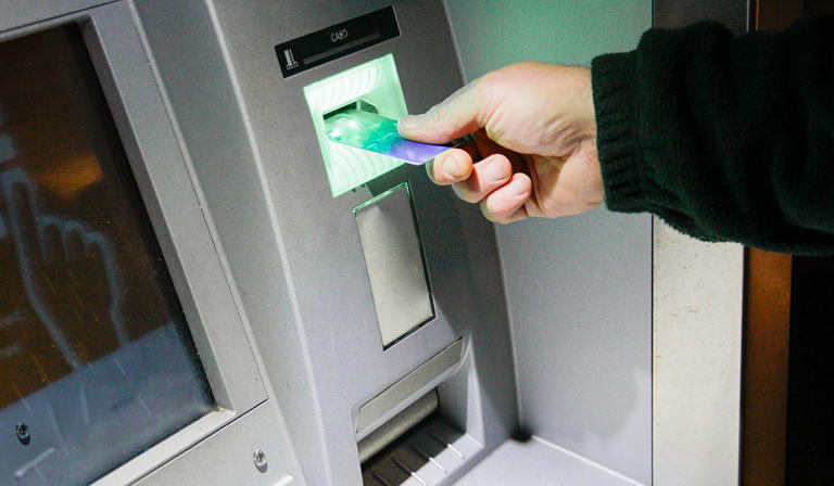 Thousands of Irish Revolut users to be refunded over ATM charging error
