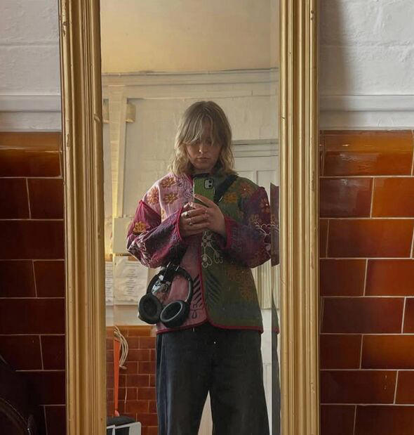 Emmerdale star looks worlds away from Liv Dingle as they debut new look ...