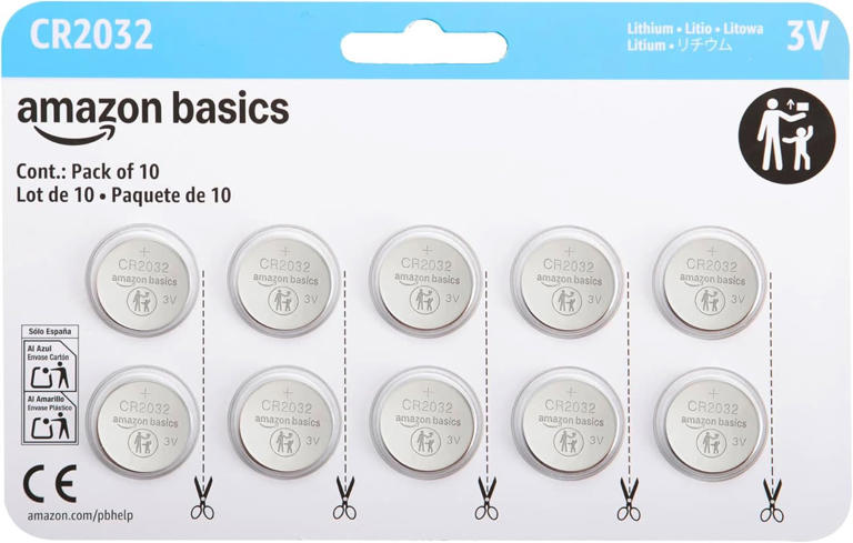 Des piles et accessoires pour AirTags en promo pour les membres Amazon ...