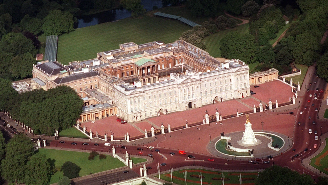 History and secrets of Buckingham Palace