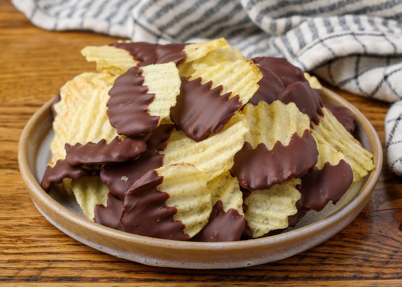 16 oddly brilliant foods to dip in melted chocolate