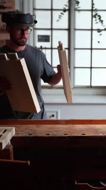Building a minimalist stool with exposed wood joinery