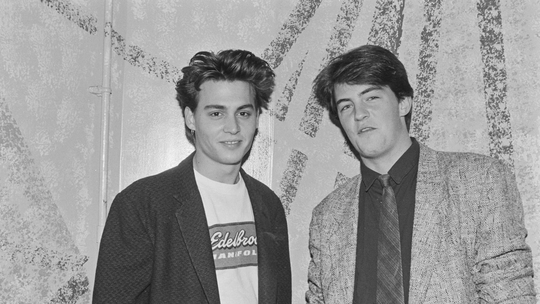 9 celebrities who were friends before fame